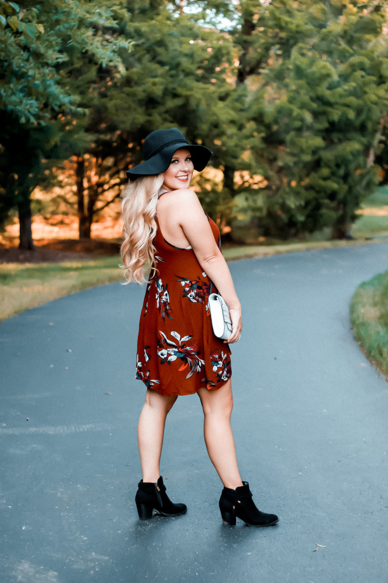 Dark Red and Black Fall Outfit - Abraidedblonde